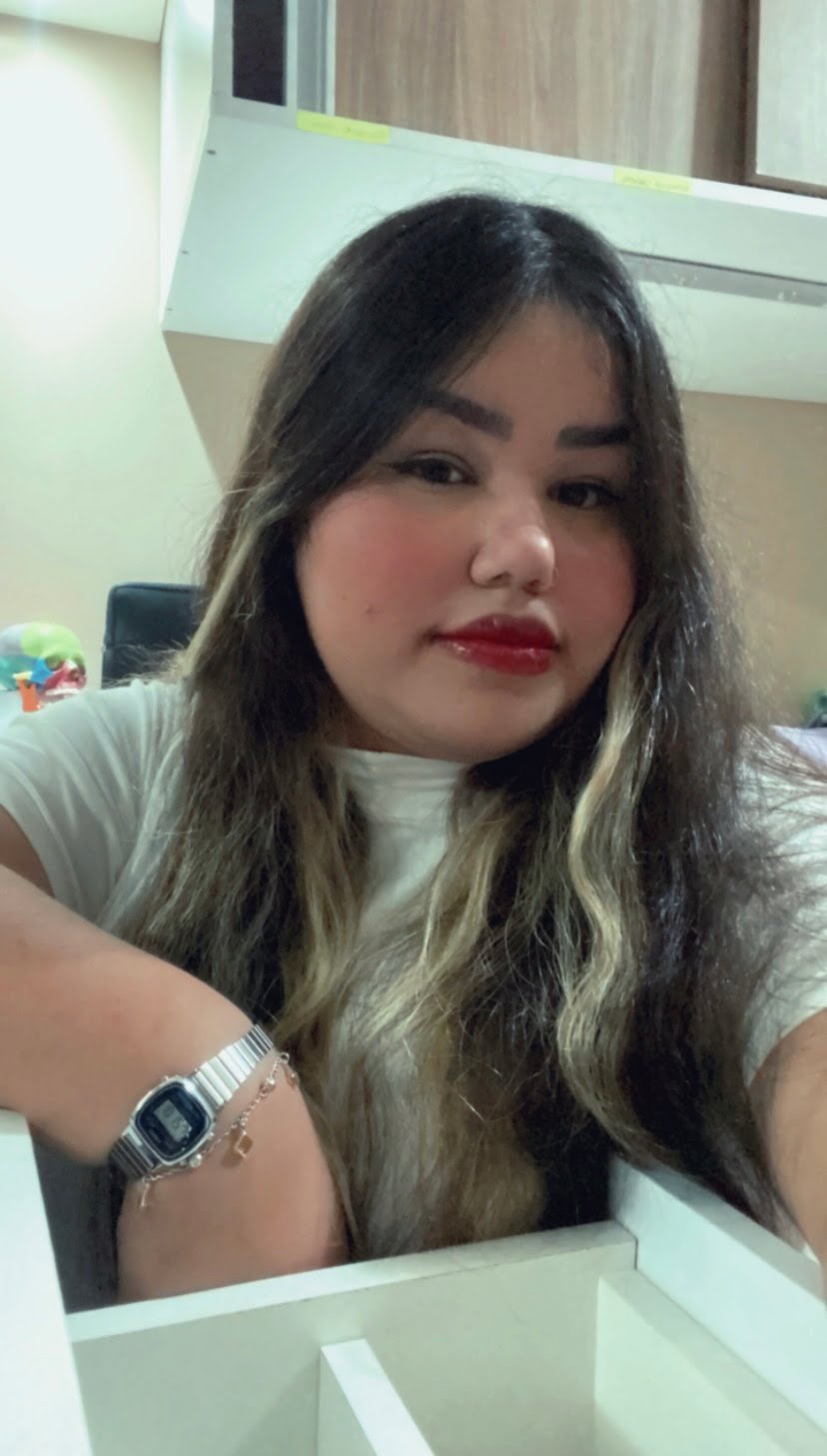 Hellen Cristina Silva dos Santos - Freelai